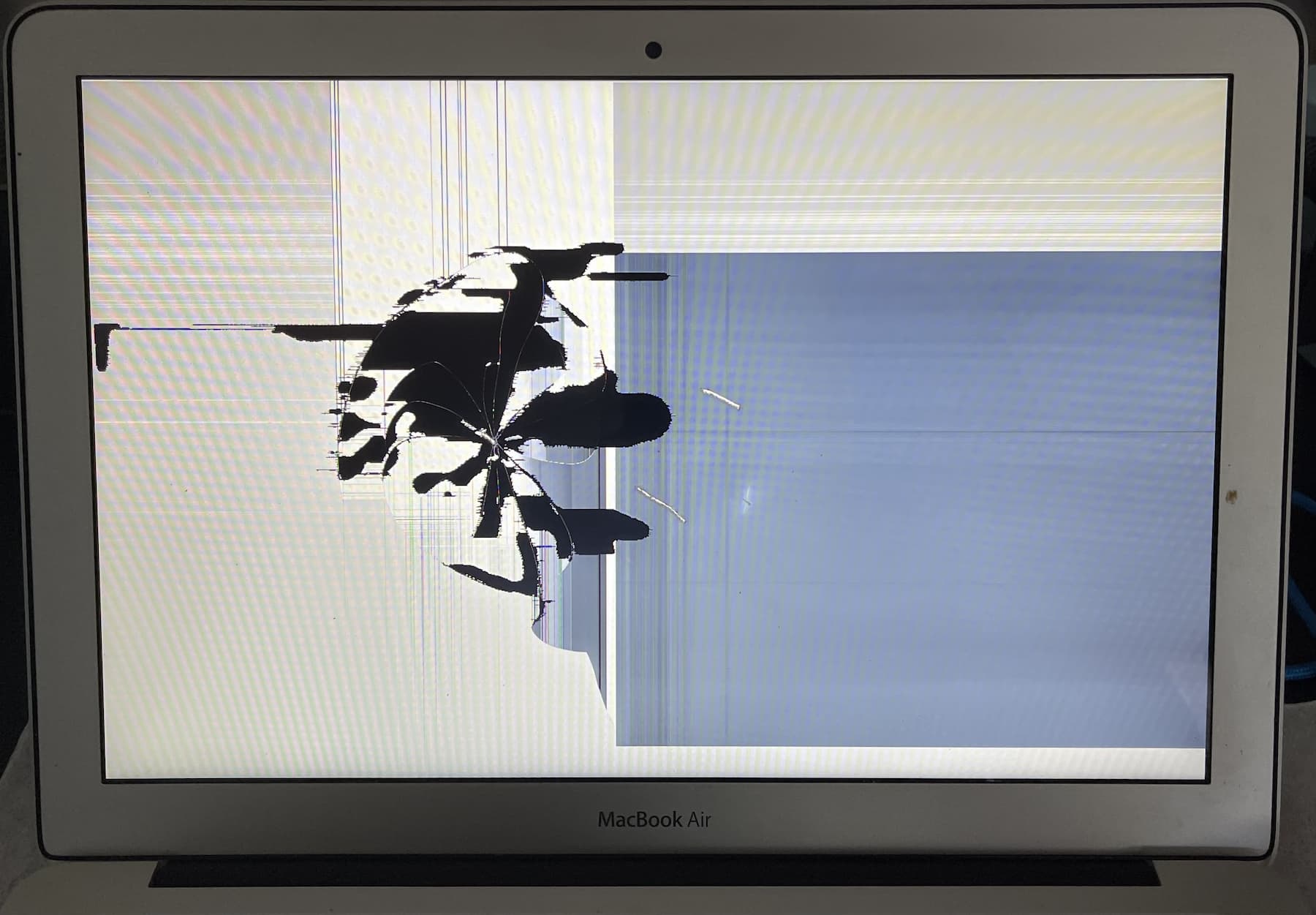 MacBook Air Cracked Screen Repair - A1466 Model